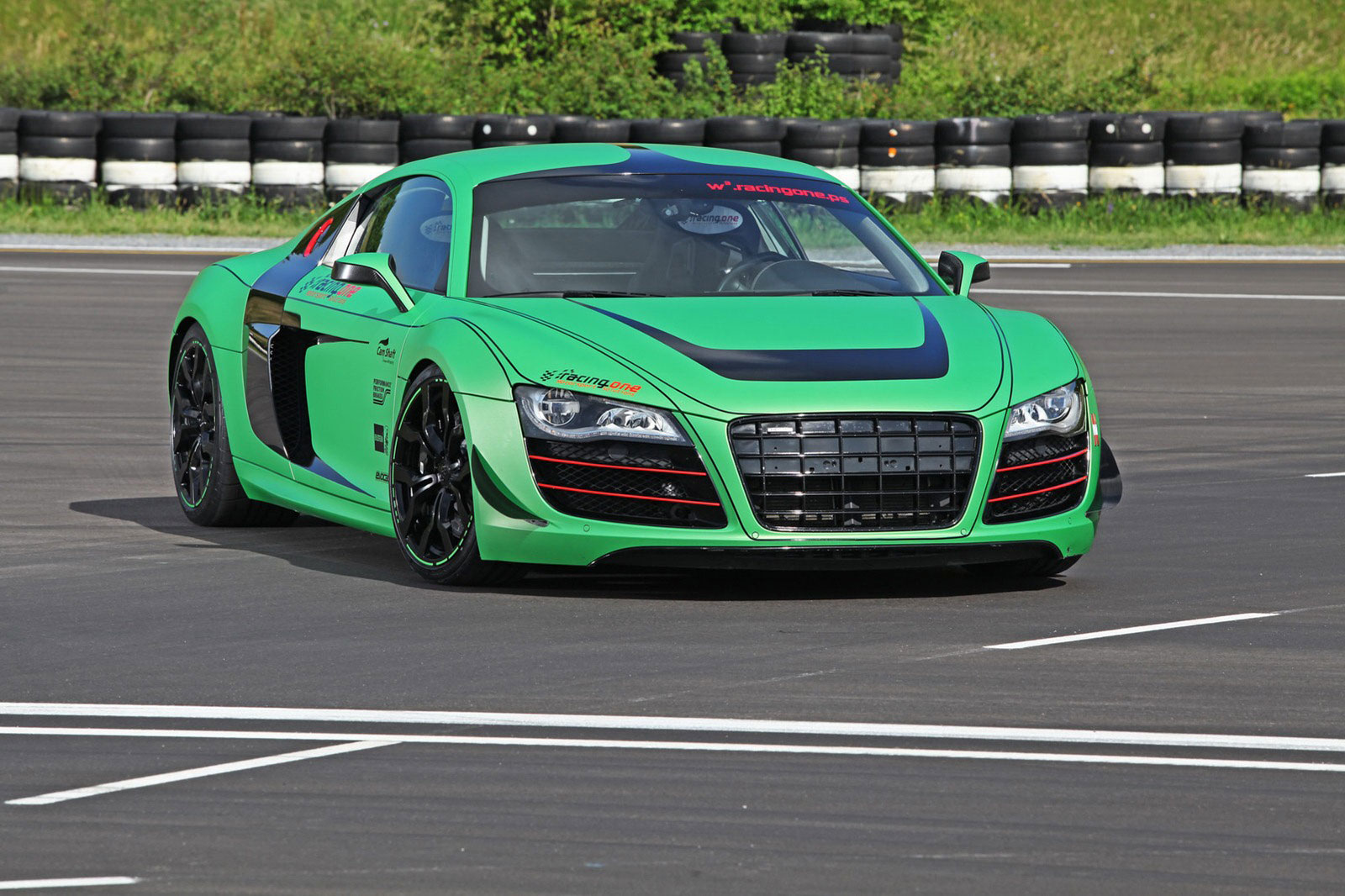 Zelené Audi R8 od německých tunerů Racing One